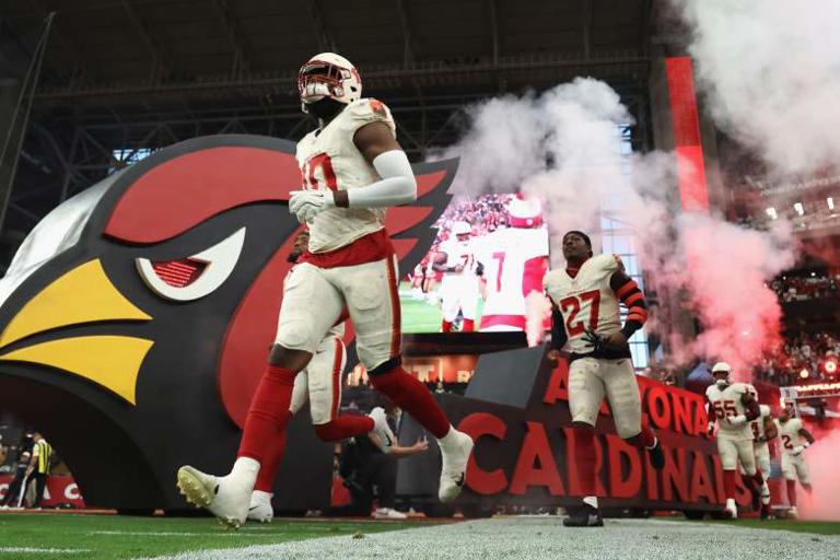 Cardinals trade rumors: Latest connecting Josh Sweat to Packers