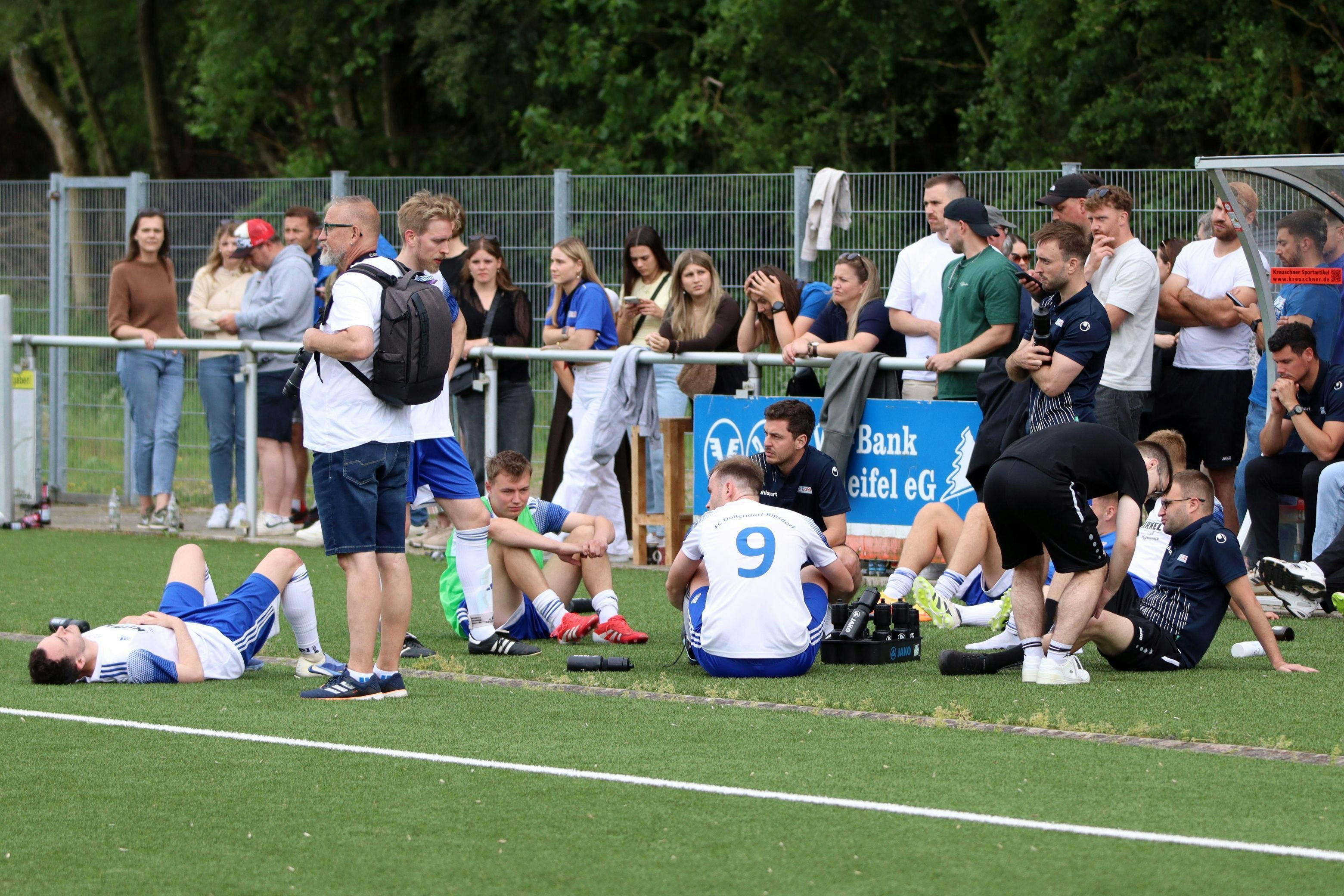 Kreisliga-Kolumne: Katerstimmung statt Doppel-Aufstieg bei Dollendorf ...