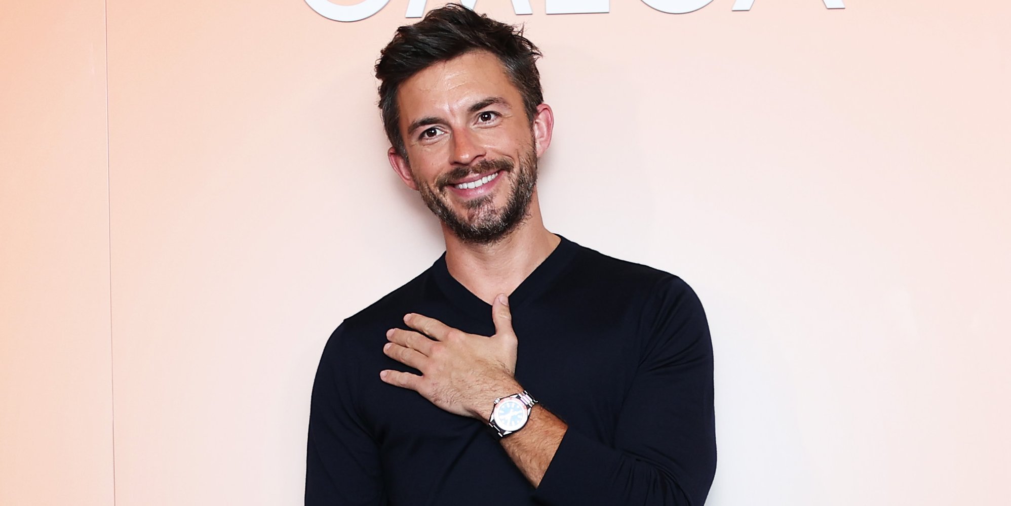 Jonathan Bailey admits he thought being gay would be 'hindrance to career'