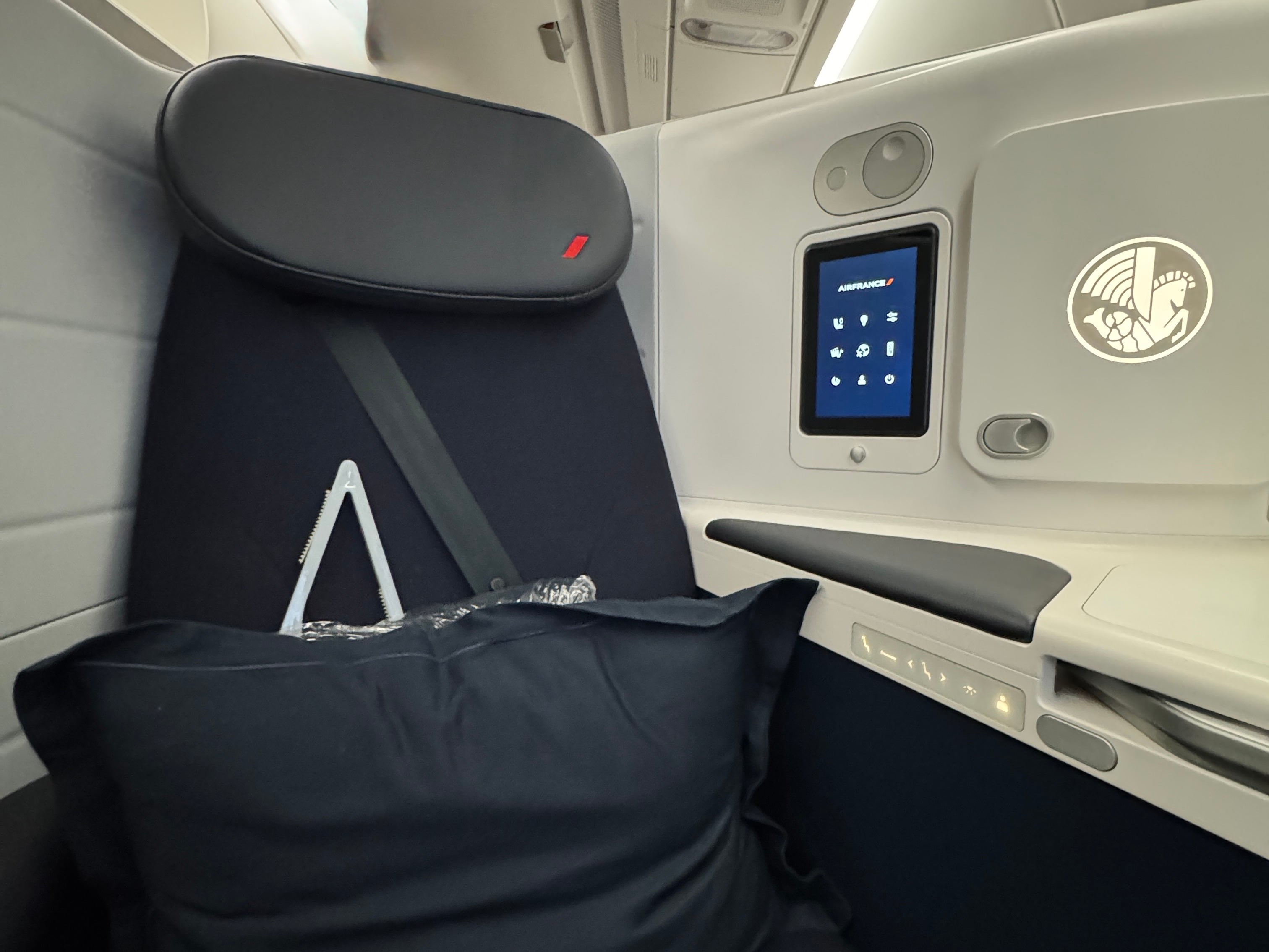 Here’s exactly what 175,000 Amex points can get you in 2026