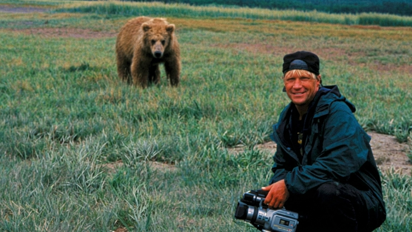He thought this grizzly was his friend - the grizzly thought he was food