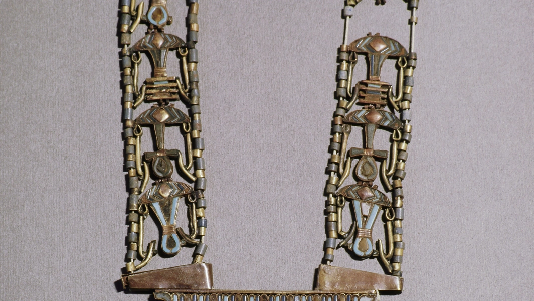 Rare zircon crystal found in King Tut's 'alien glass'