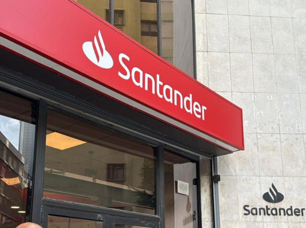 PDI detiene a ejecutivo del Banco Santander vinculado a brazo extorsivo ...