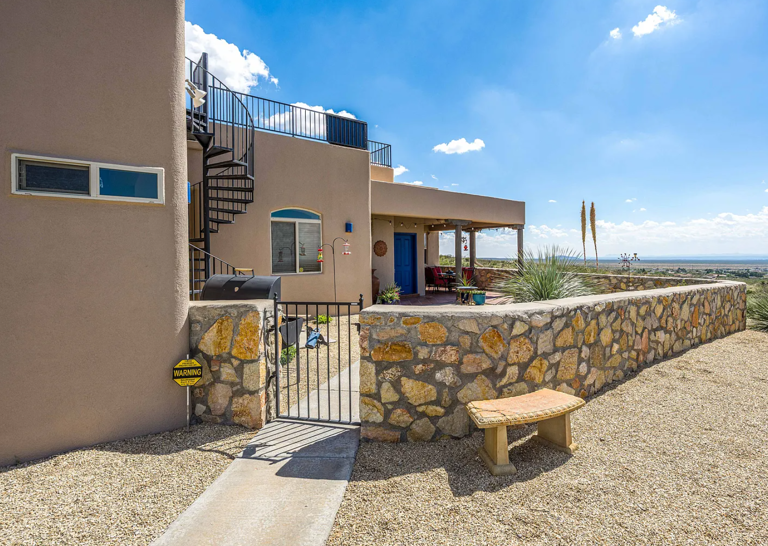 $650k home near Organ Mountains offers hot tub in the desert, views