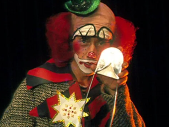 Pedophile clown Boo Boo jailed 39 years for molesting girl