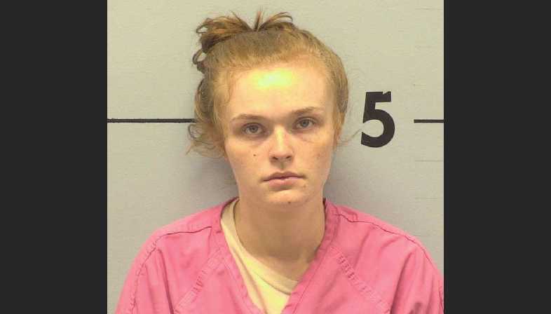 19-year-old homeless woman charged in baby's death, deputies say