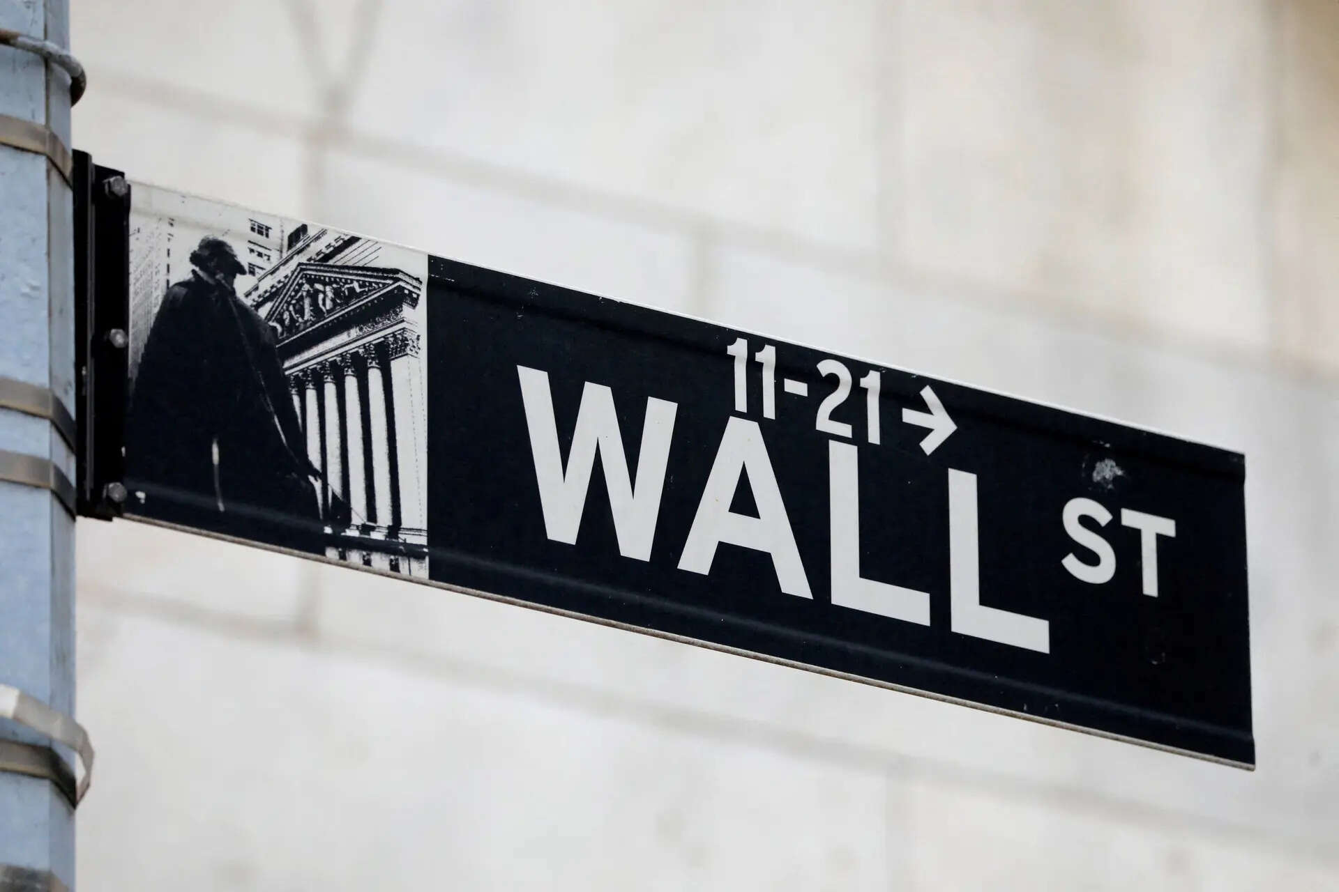 US stocks: Fulcrum shares plummet over 50% after scrapping lead sickle ...