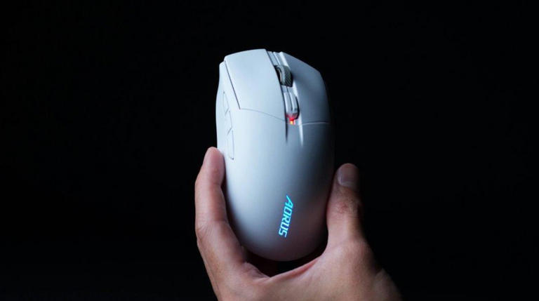 Clavier OLED, souris 8 000 Hz : GIGABYTE muscle ses périphériques ...