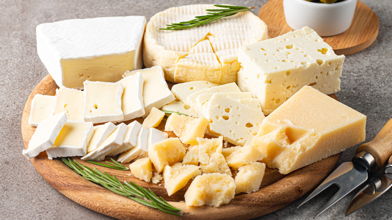 The $4.75 Aldi cheese shoppers can't stop talking about (and for good ...