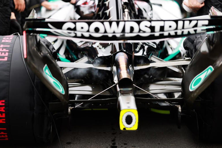 Mercedes nog maandenlang in onzekerheid over defecte batterij Russell