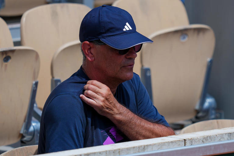Here’s why Rafa Jódar only has one person in his player’s box at the ...