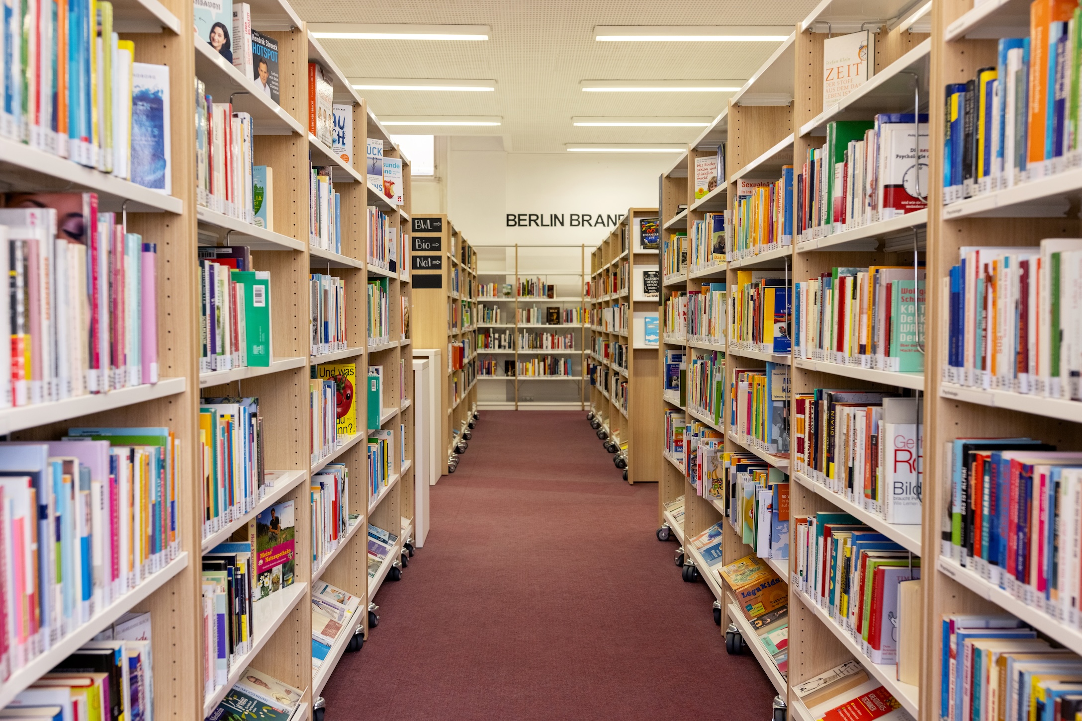 A romance author whined about readers using libraries too much & now ...