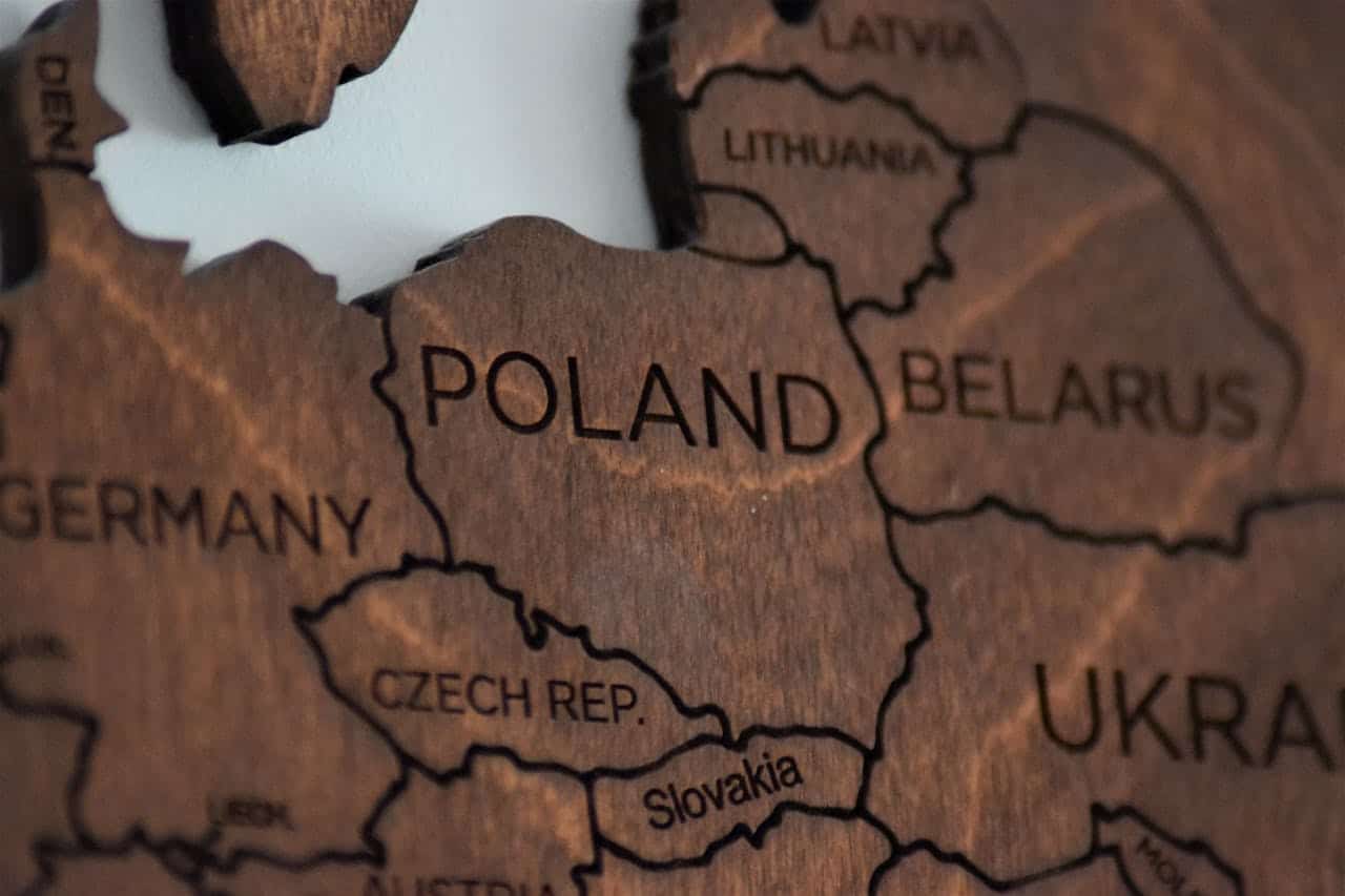 Nucléaire américain : Washington étudie un déploiement en Pologne et ...
