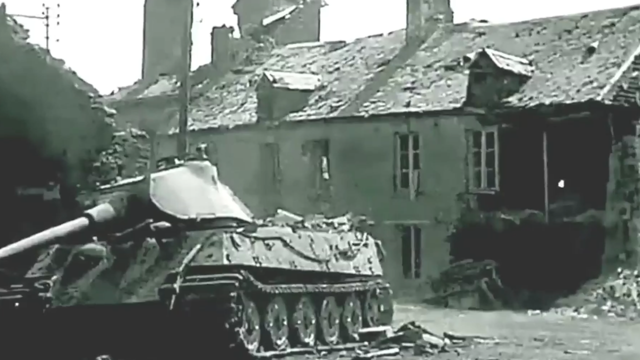 The Soviet heavy tanks that stopped the King Tiger breakthrough