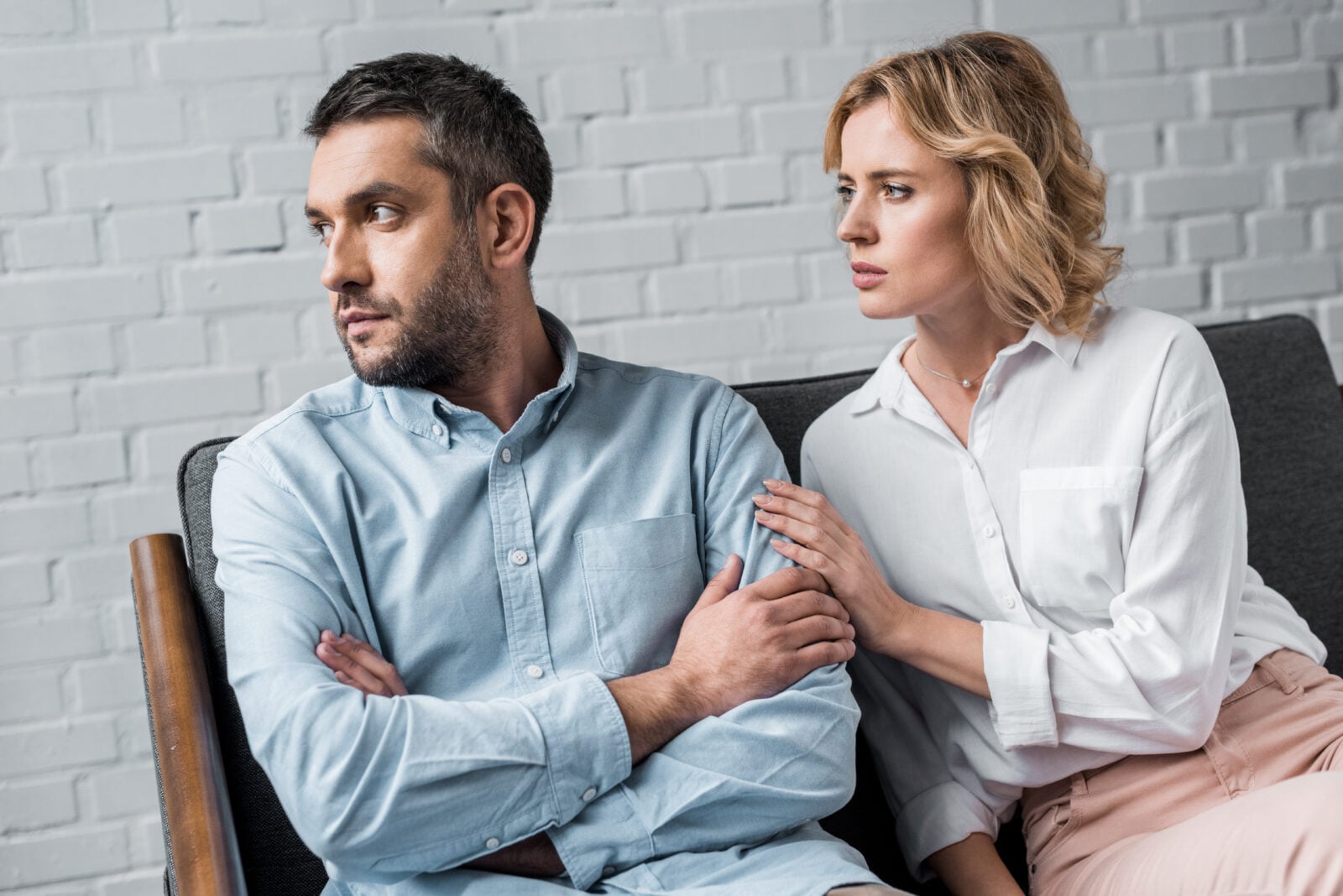 12 things people do that make relationships emotionally hard