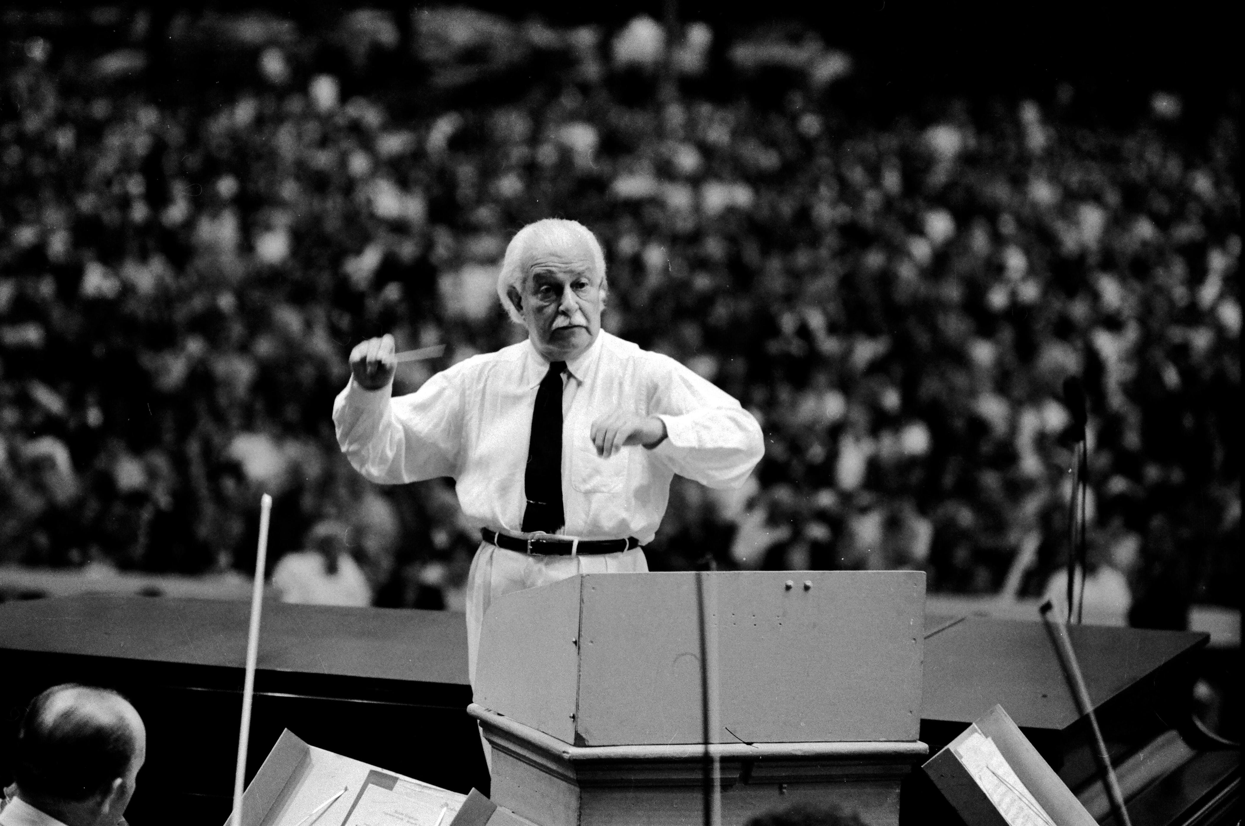 Opinion: How a humble musician shows Trump how to really celebrate America