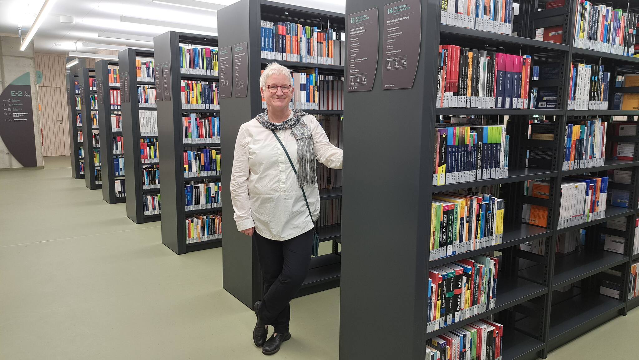 Neue Hochschulbibliothek in Stralsund wird zum Lernort: Arbeiten auf ...