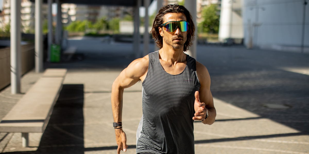 Fast-finish long run and 4 other savage marathon workouts to get you in ...