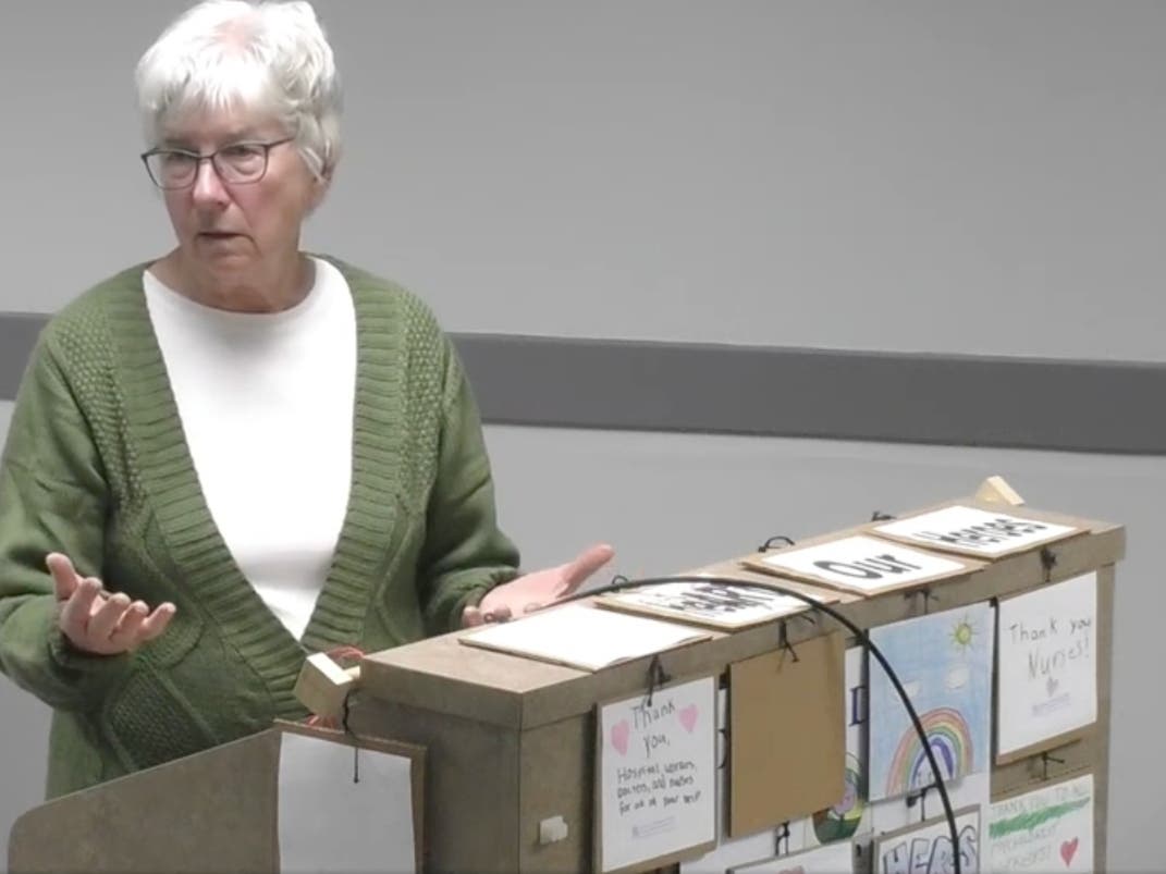Darien homeowner groups kept out of loop on building permits: resident