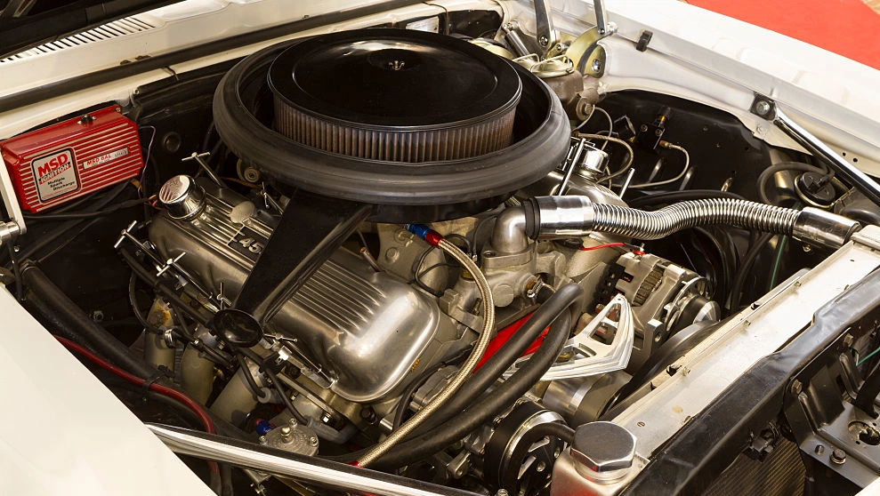 8 legendary muscle cars that defined performance