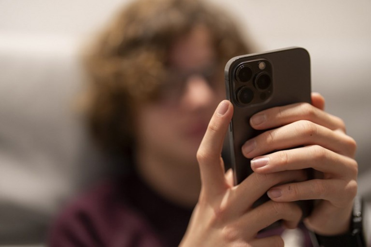 La Pologne va interdire l'utilisation du GSM à l'école pour les moins ...