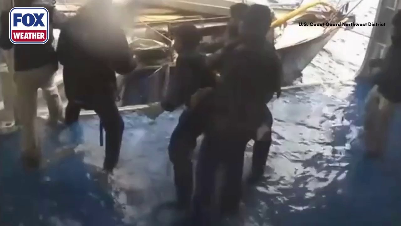 Watch: 30-foot waves, gale-force winds leave solo mariner stranded off ...