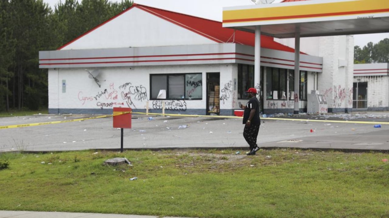 Jury finds South Carolina convenience store owner not guilty in death ...