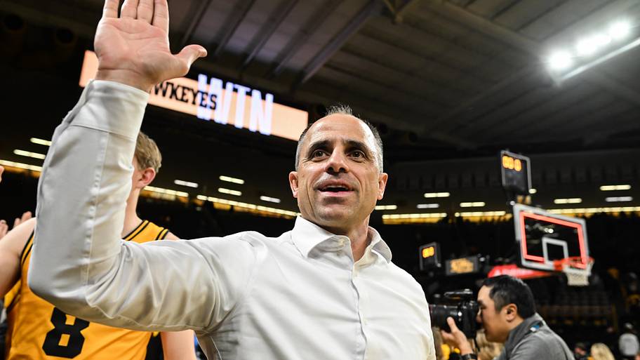 Iowa basketball, Ben McCollum in the mix for versatile five-star point ...