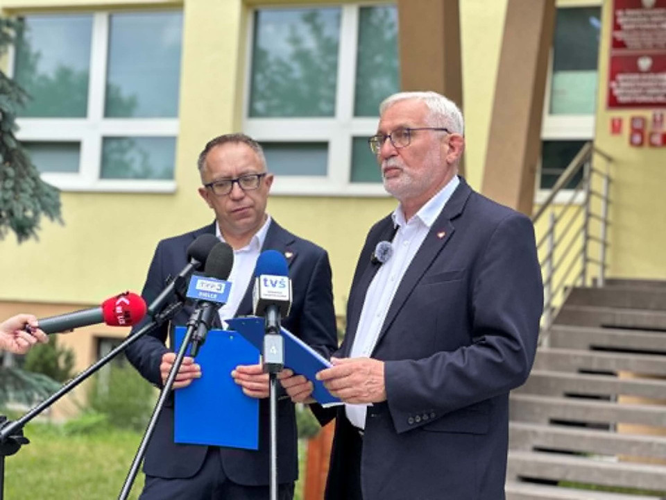 Politycy Koalicji Obywatelskiej o korzyściach z programu SAFE. Miliony ...