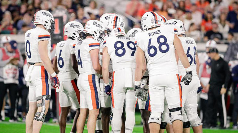 Predicting the 2026 offensive depth chart for Virginia football