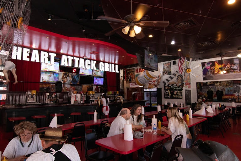 One of Las Vegas’ most controversial restaurants has closed after 15 years