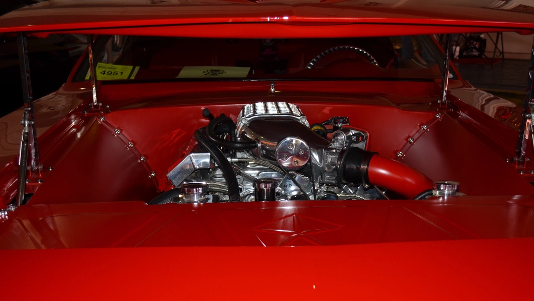 8 legendary muscle cars that defined performance