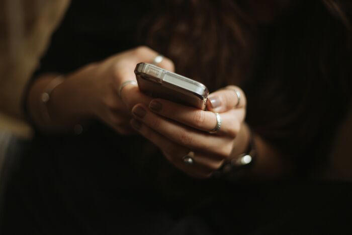 Danger survival: 118 life-saving hacks people learned from experience