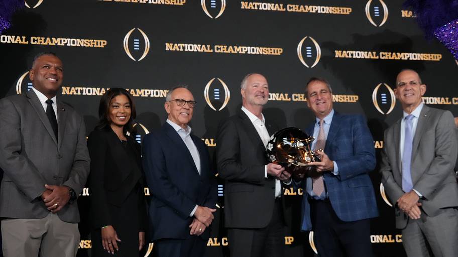 Newly released CFP calendar is yet another college football scheduling ...