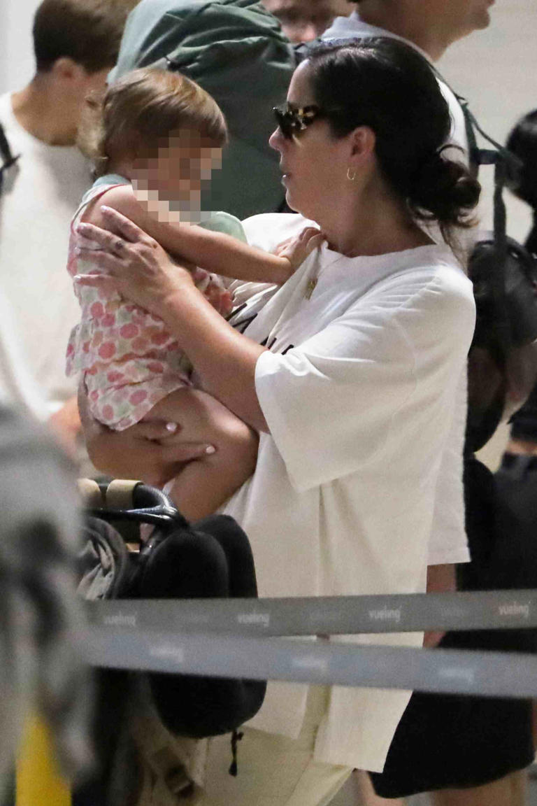 Anabel Pantoja reaparece junto a su hija pero sin David Rodríguez tras ...