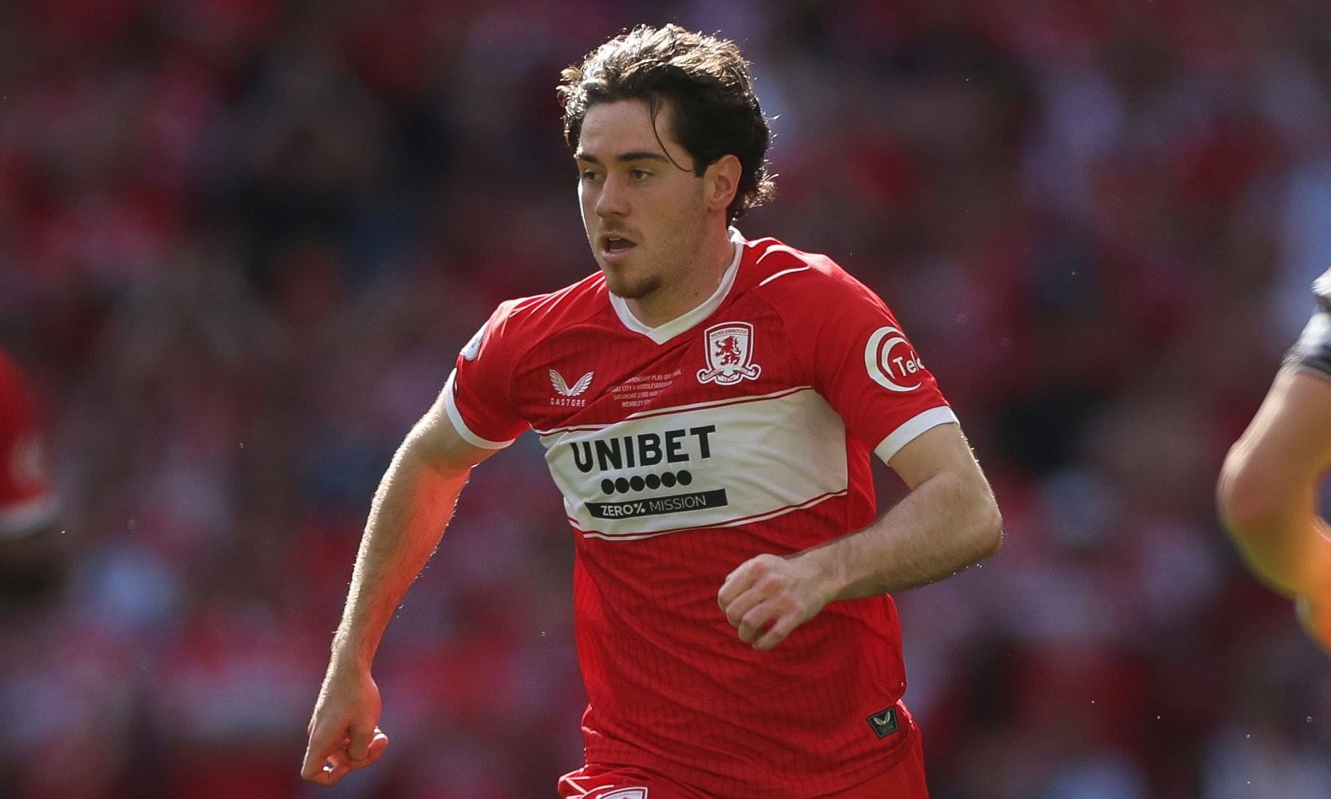Carrick's former player Hackney desperate to join Everton - despite ...