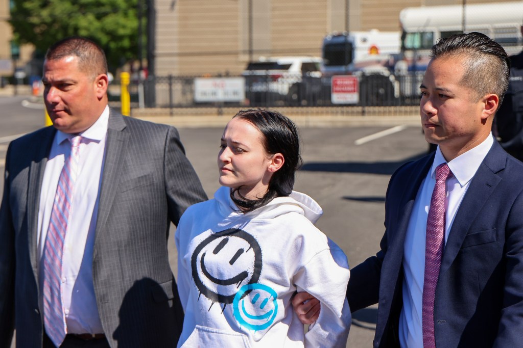 Long Island man stabbed by deranged woman in hookup-gone-wrong died in ...