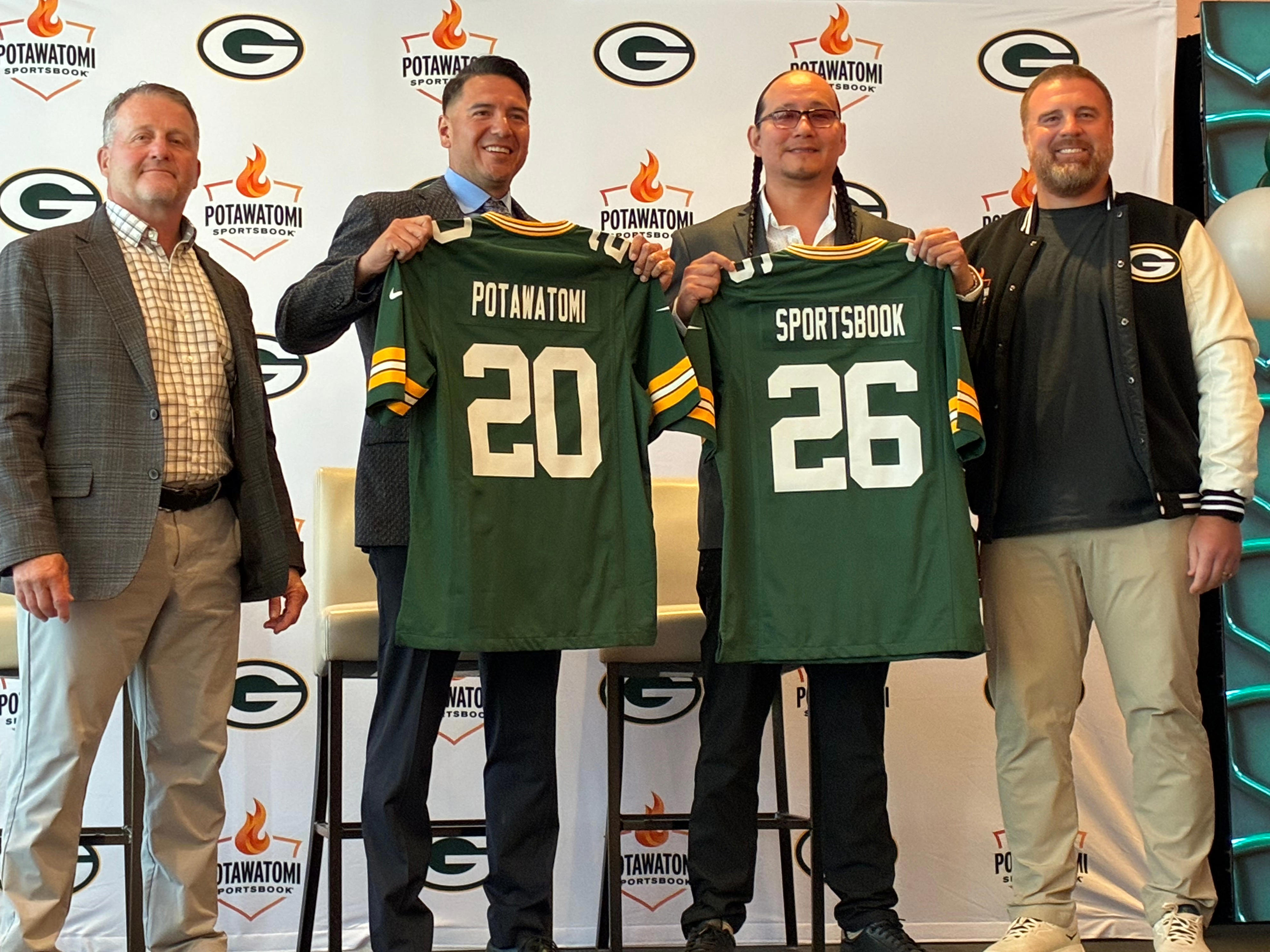Lambeau Field adds Potawatomi Sportsbook gate