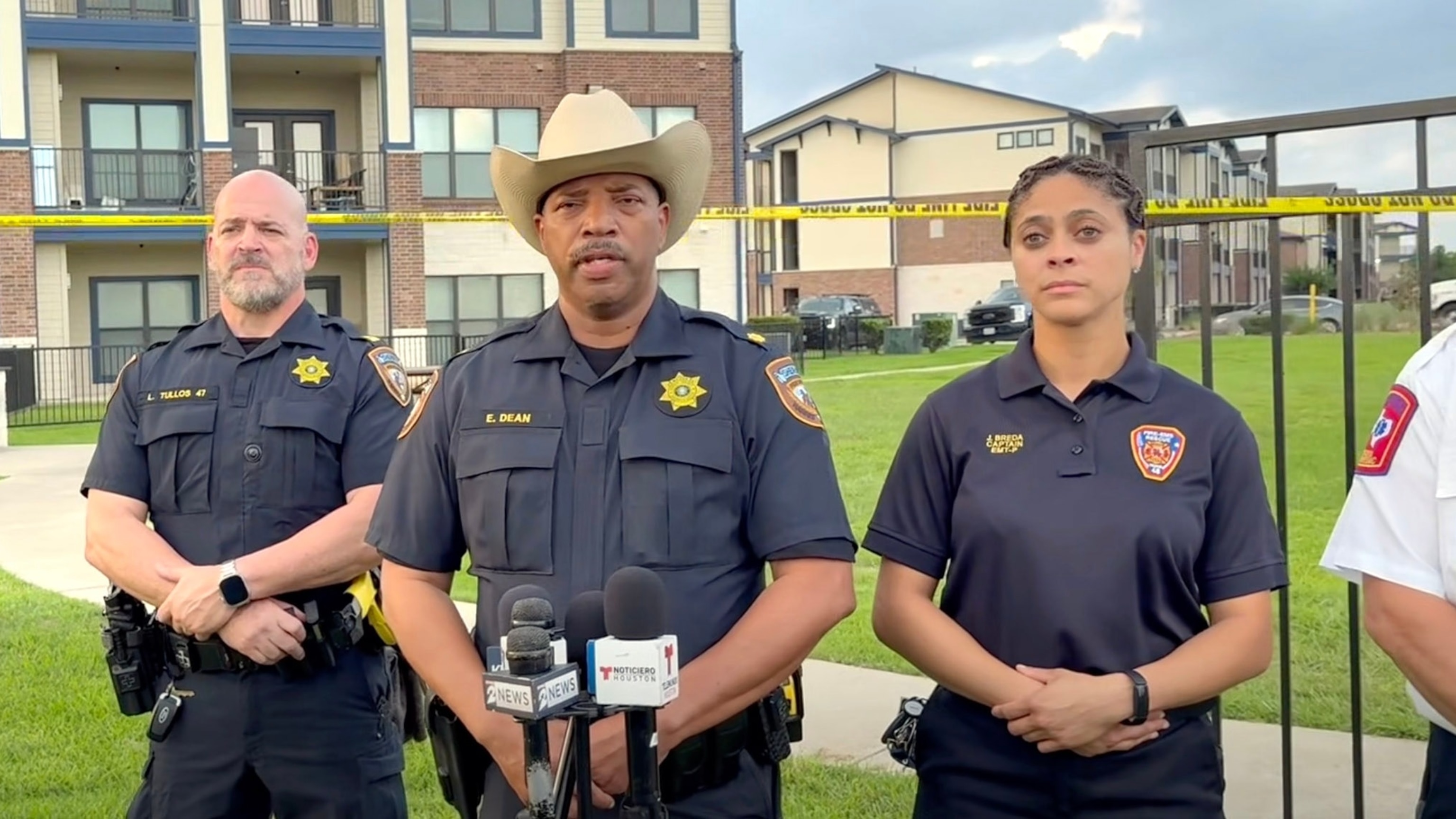 Man, woman dead in murder-suicide after hours-long SWAT standoff