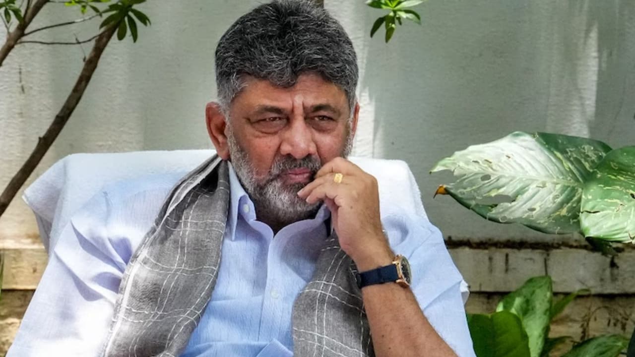 Karnataka CM swearing-in ceremony tomorrow in Bengaluru, half-day ...