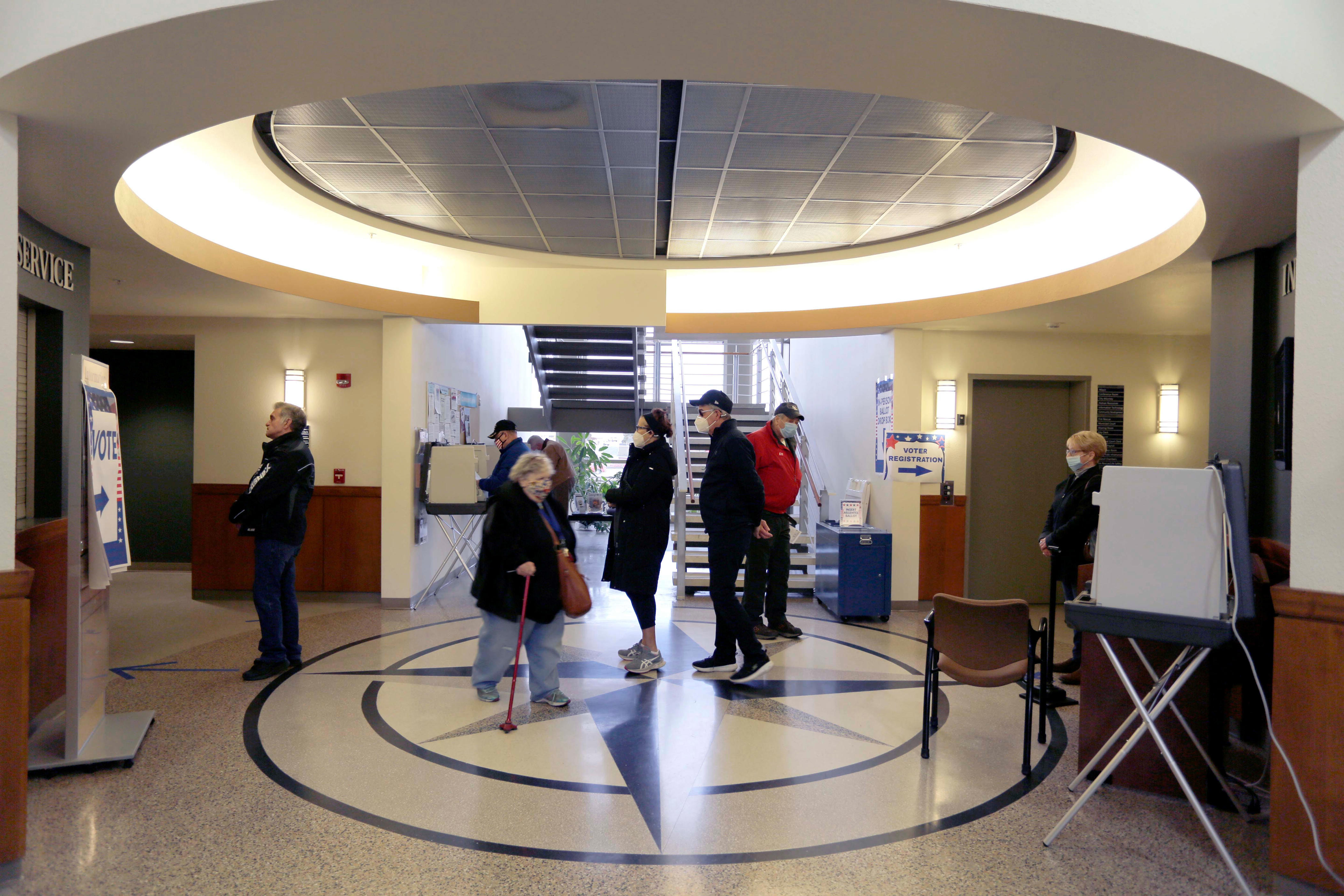 Why Manitowoc shut off comments on city Facebook posts