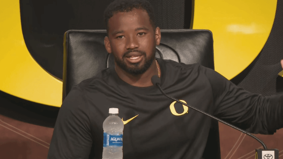 EPD investigate crash involving Oregon assistant football coach