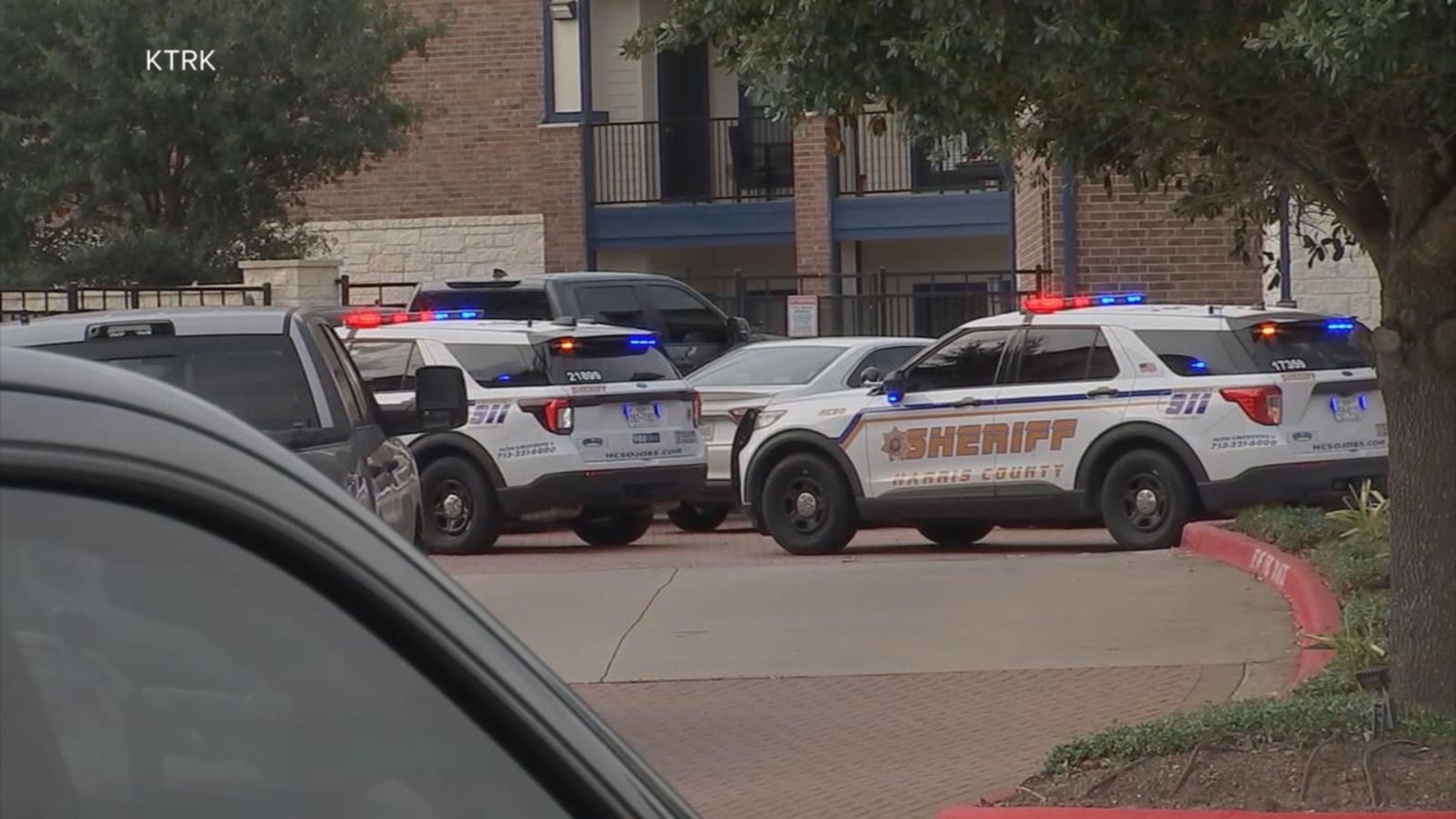 Man, woman dead in murder-suicide after hours-long SWAT standoff