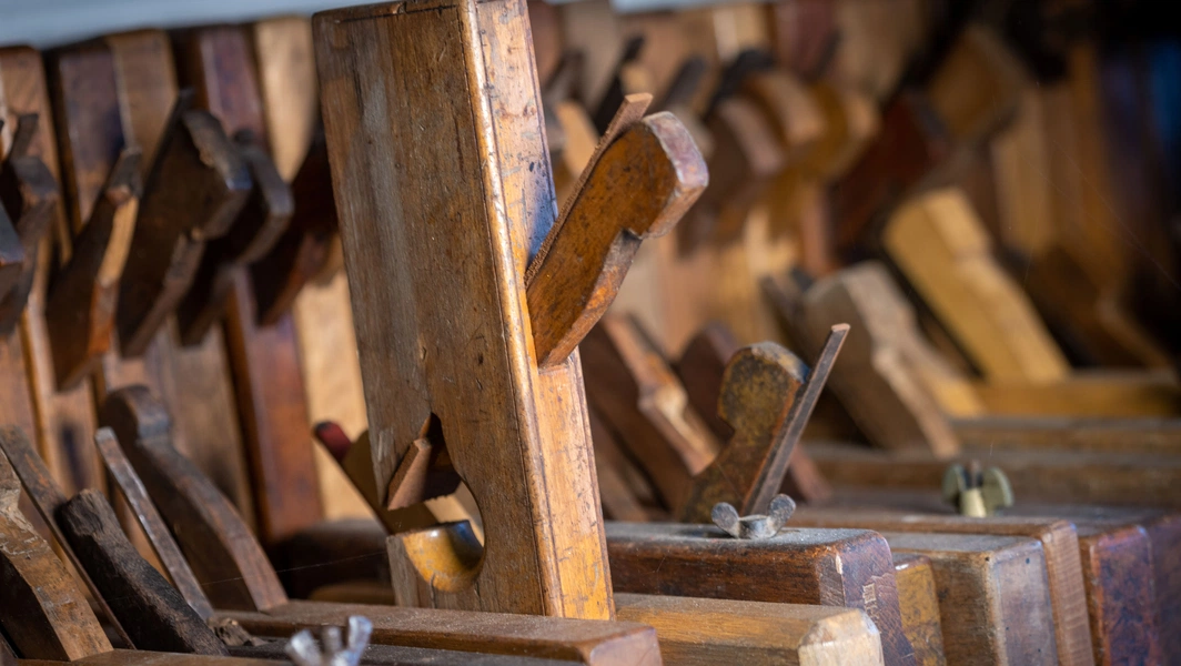 11 vintage tools that outperform modern versions