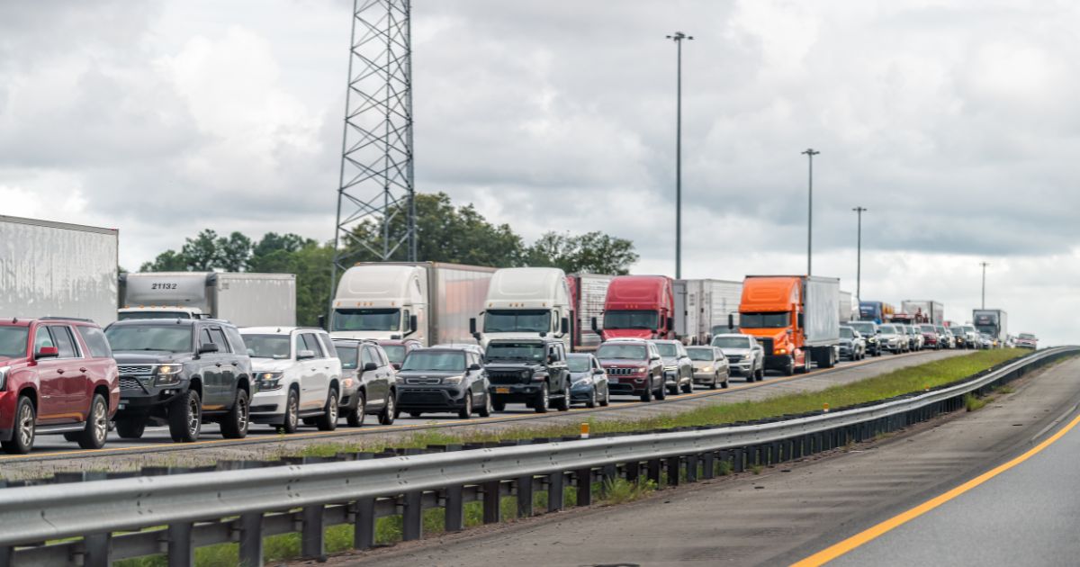 Bus driver in I-95 disaster couldn't speak English and had prior run-in ...