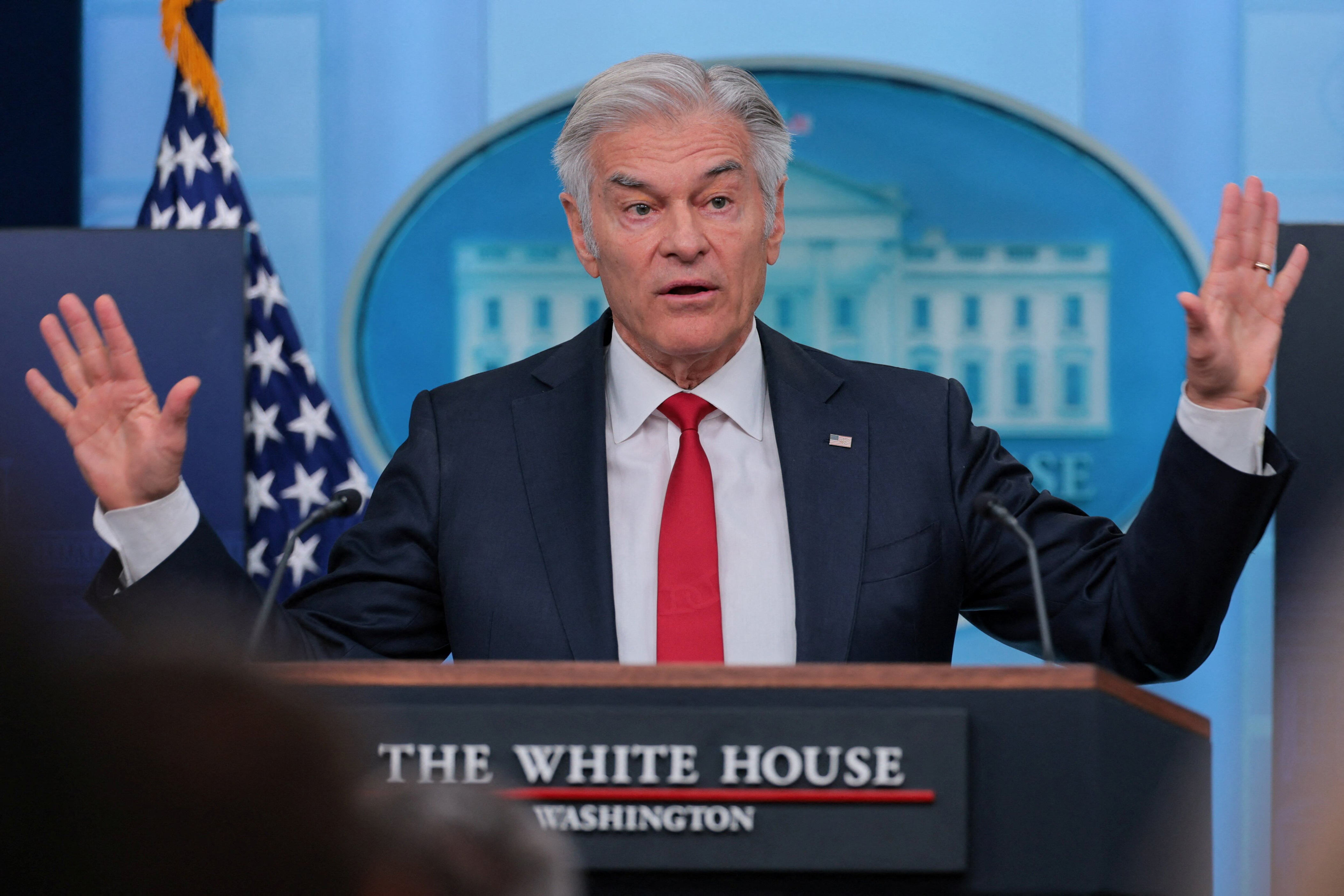 Dr. Oz cornered on Trump’s nepo baby pick as spy chief
