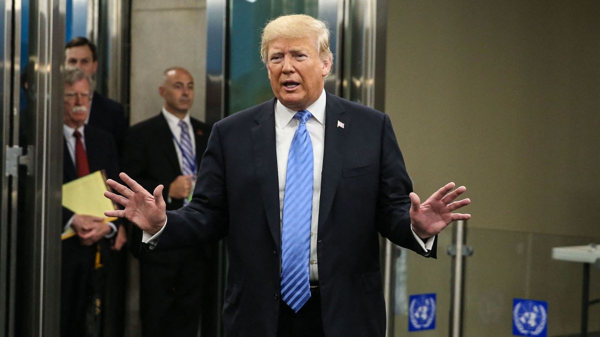 Data expert drops humiliating statistic about Trump’s popularity
