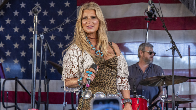 Jessica Simpson's return to dirty blond is the hair transformation we ...