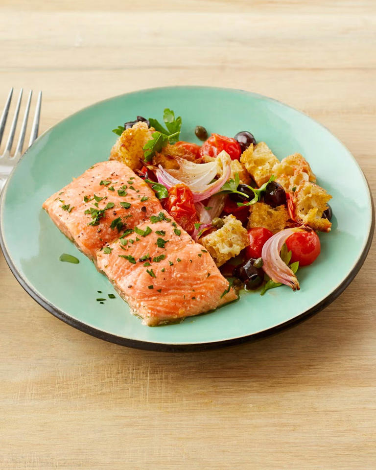 These easy one-pan summer dinners practically make themselves