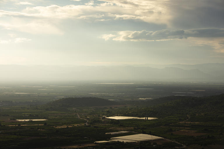 10 easy places to see the total solar eclipse 2026 from Spain's major ...